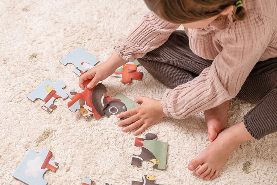 6 redenen waarom puzzelen geweldig is voor de ontwikkeling van je kindje